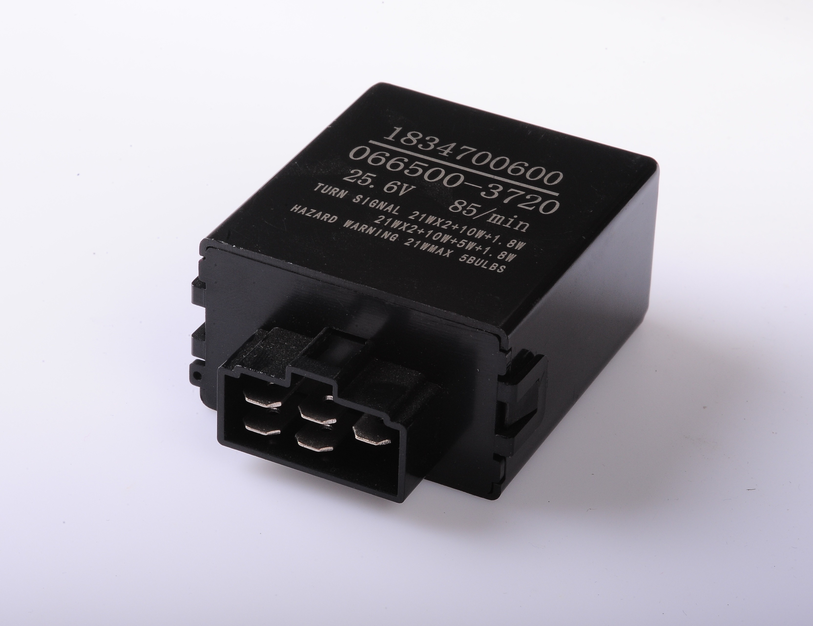24V 5 Pins Electronic Flashing Relay 1-83470-060-0/066500-3720 Truck